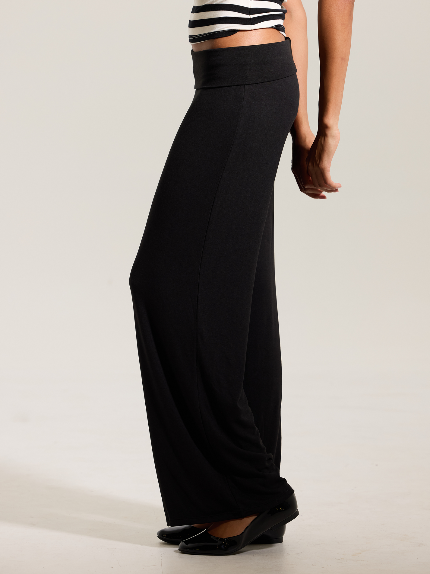 Fold Over Wide Leg Pants – Klassy Network